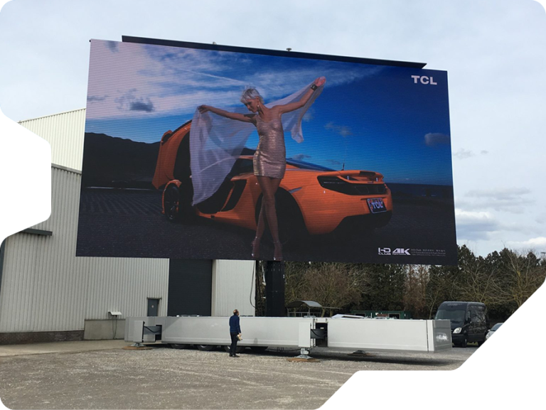 Semi-open/closed LED screen trailers - Versatile and durable